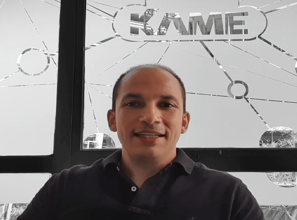 Tu negocio al alcance de la mano. Por Manuel Concha, escritor del libro ...