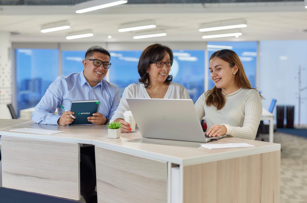 Tres países unidos en una plataforma: La transformación digital que ...