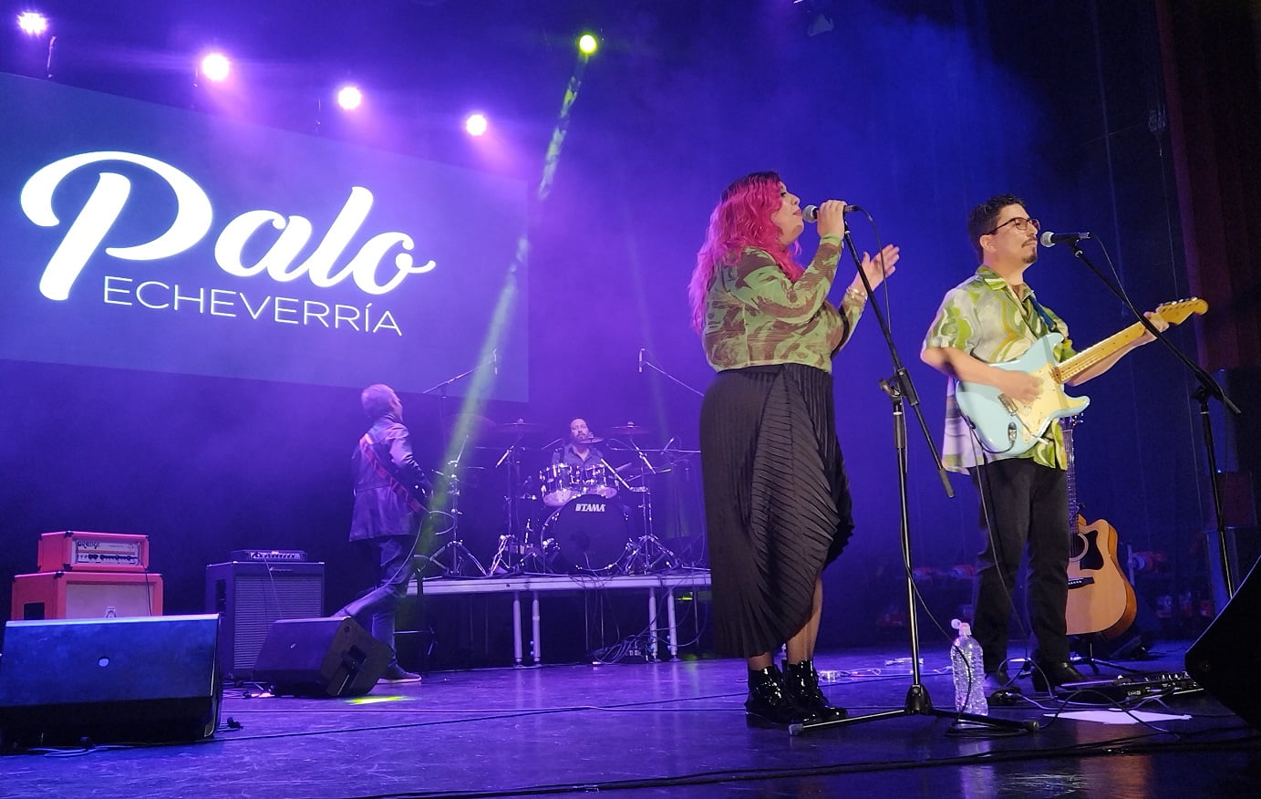 Palo Echeverría presentó su nuevo disco con un show dinámico y ...