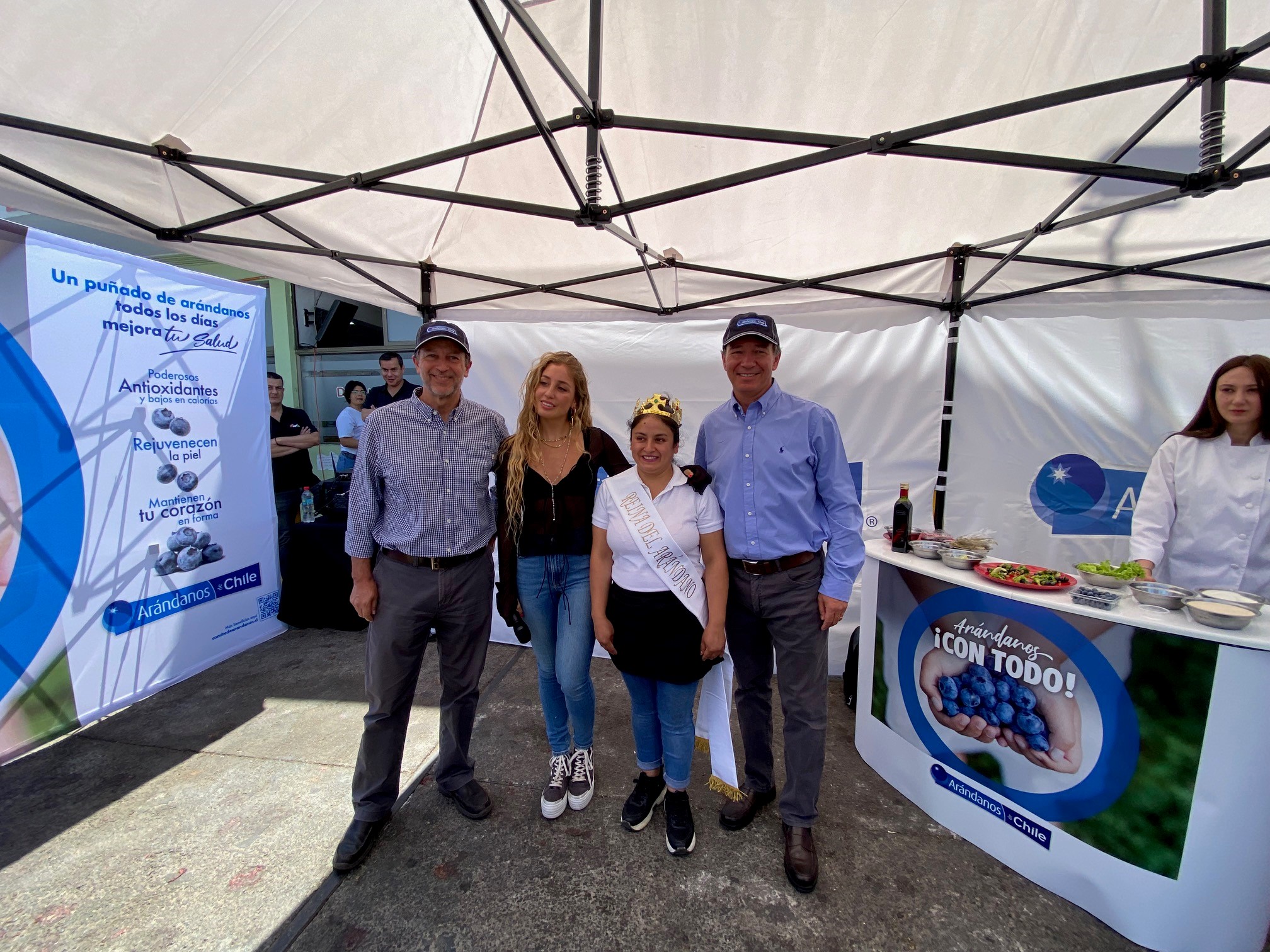 Asoex lanza campaña para potenciar el consumo de arándanos en Chile ...