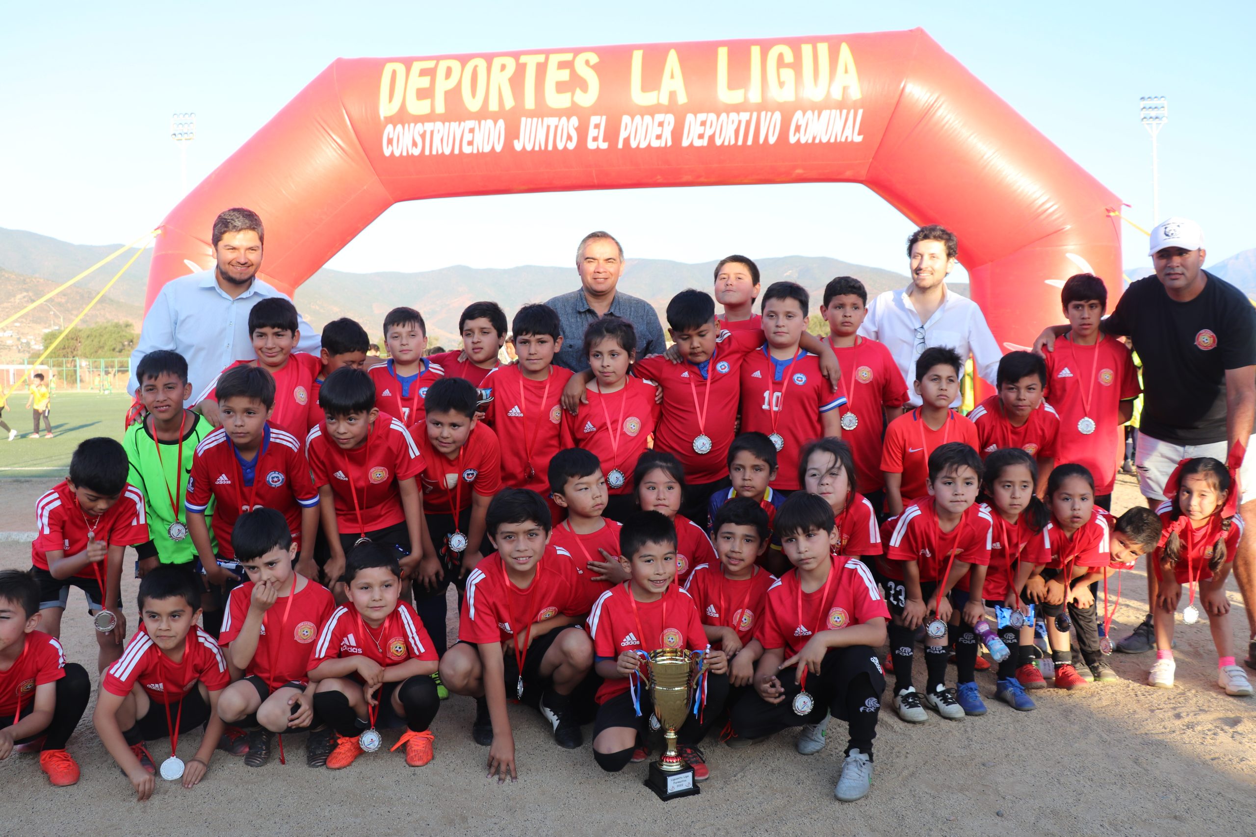 Liga Formativa de Fútbol de La Ligua finalizó sus actividades del año ...