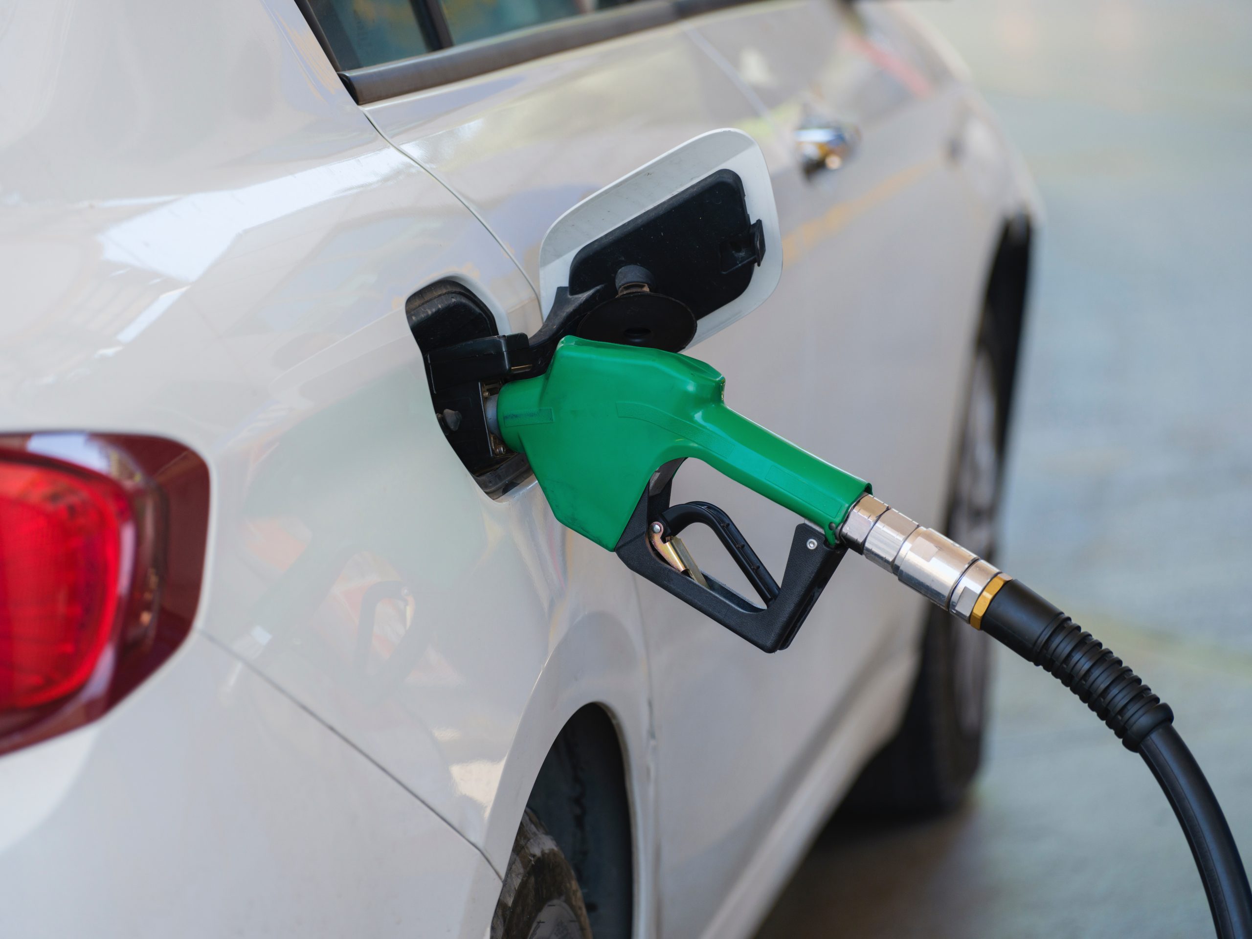 Los modelos de autos más económicos en combustible que puedes encontrar ...