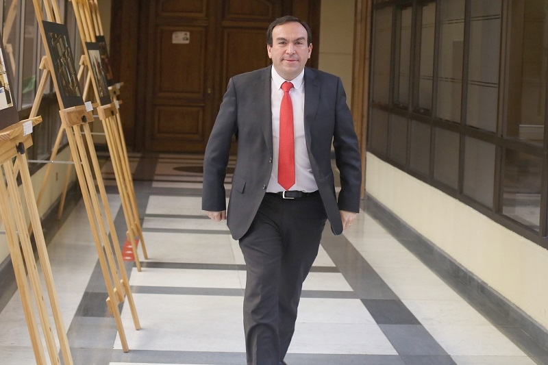 Diputado Donoso presenta proyecto para prohibir el ejercicio de la ...