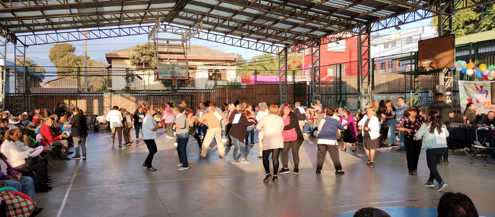 Más de 400 personas mayores compartieron primer malón comunal del año ...
