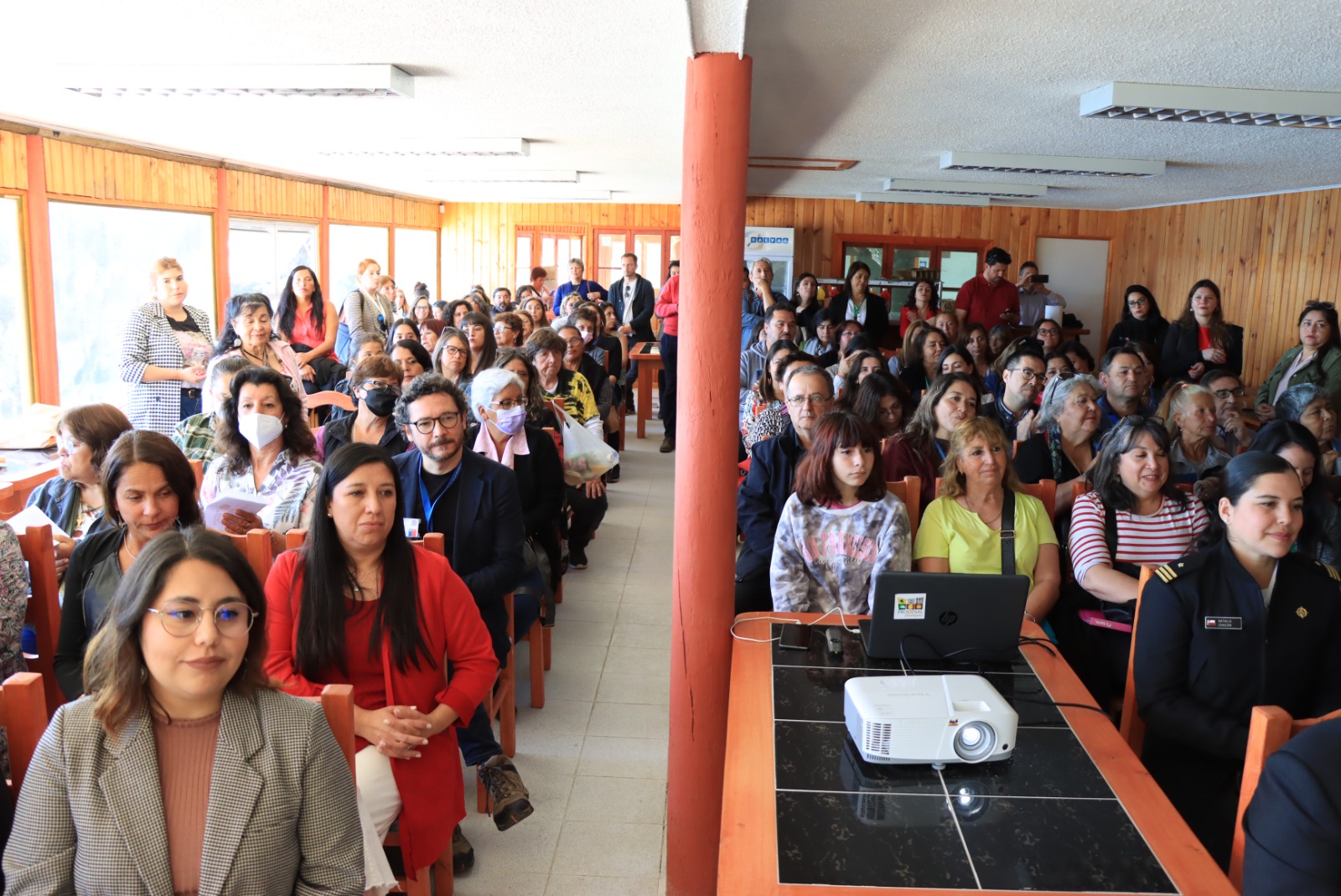 Gobierno Regional de Valparaíso lanza agenda social para mujeres trabajadoras de la pesca ...