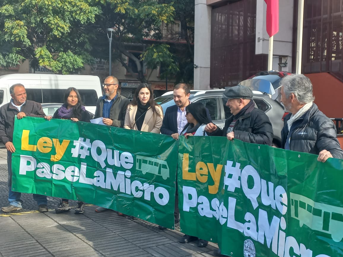 Frente a amenaza de paro de micros en Valparaíso: Autoridades y ...