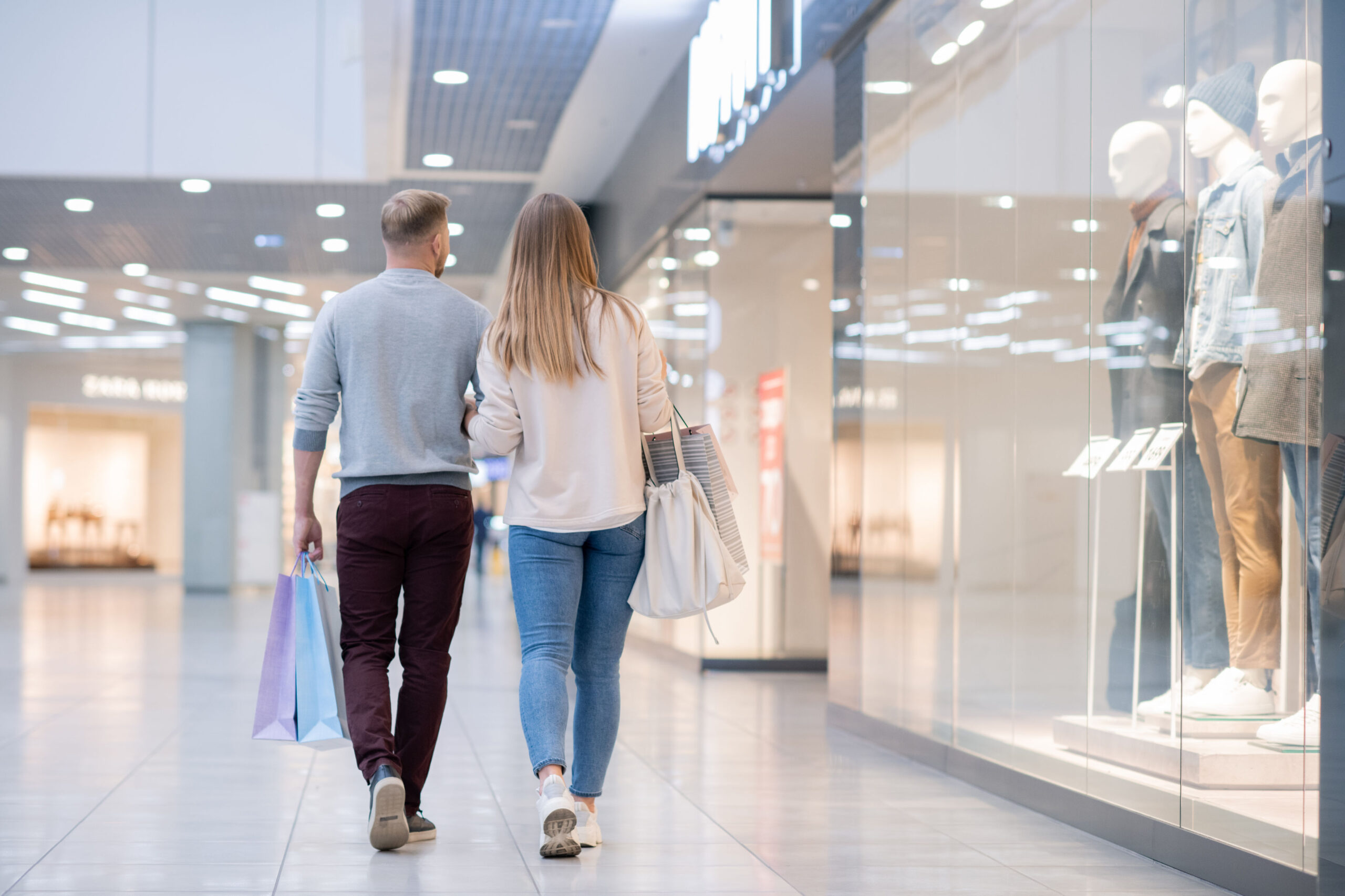 Ventas del retail de enero cayeron cerca de 6% real – G5noticias
