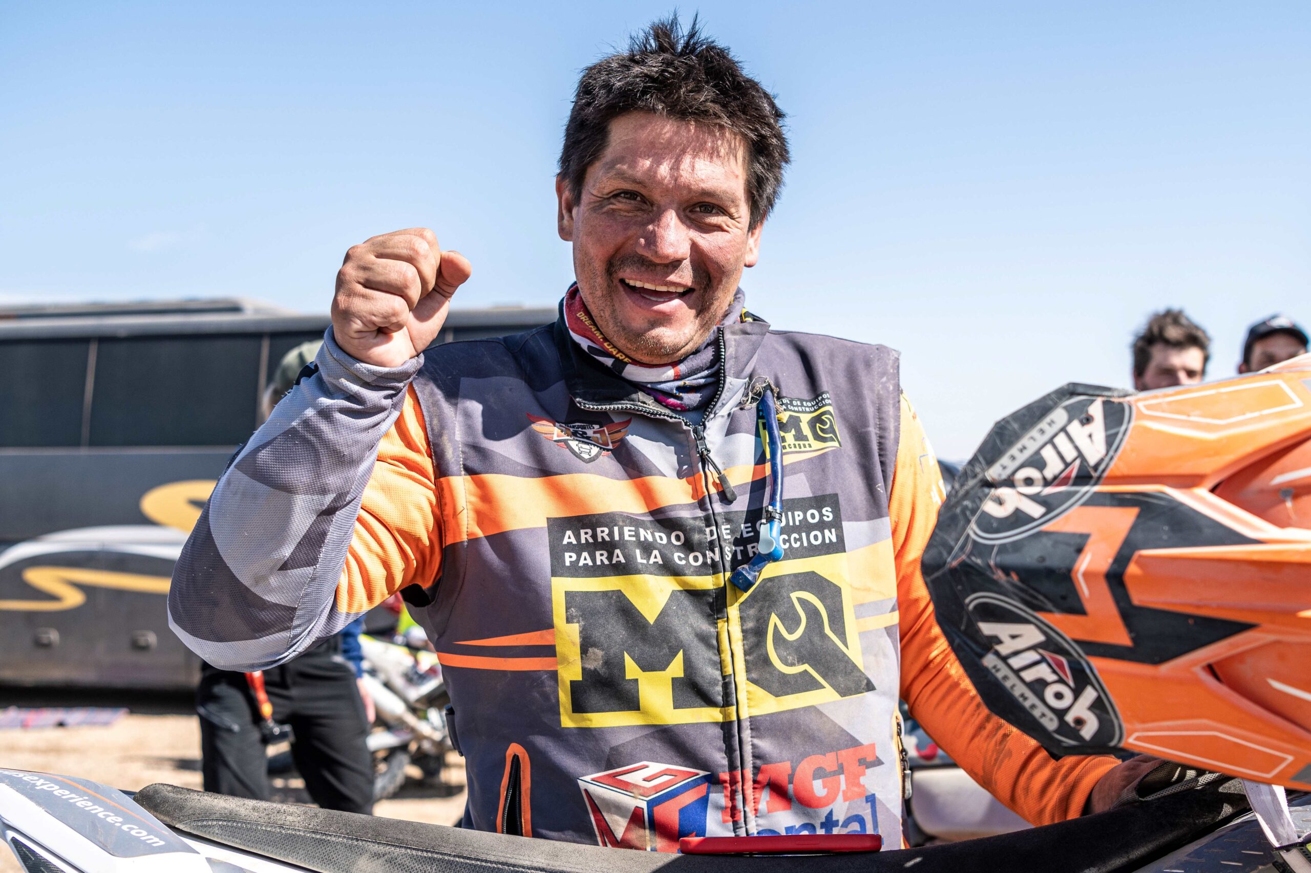 John Medina cruza meta del Dakar pero no recibe la medalla oficial ...