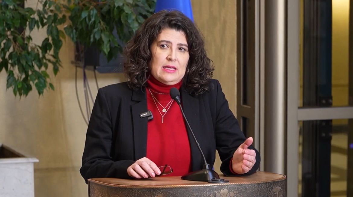 Diputada Ana María Bravo califica como “voltereta” la renuncia del ...