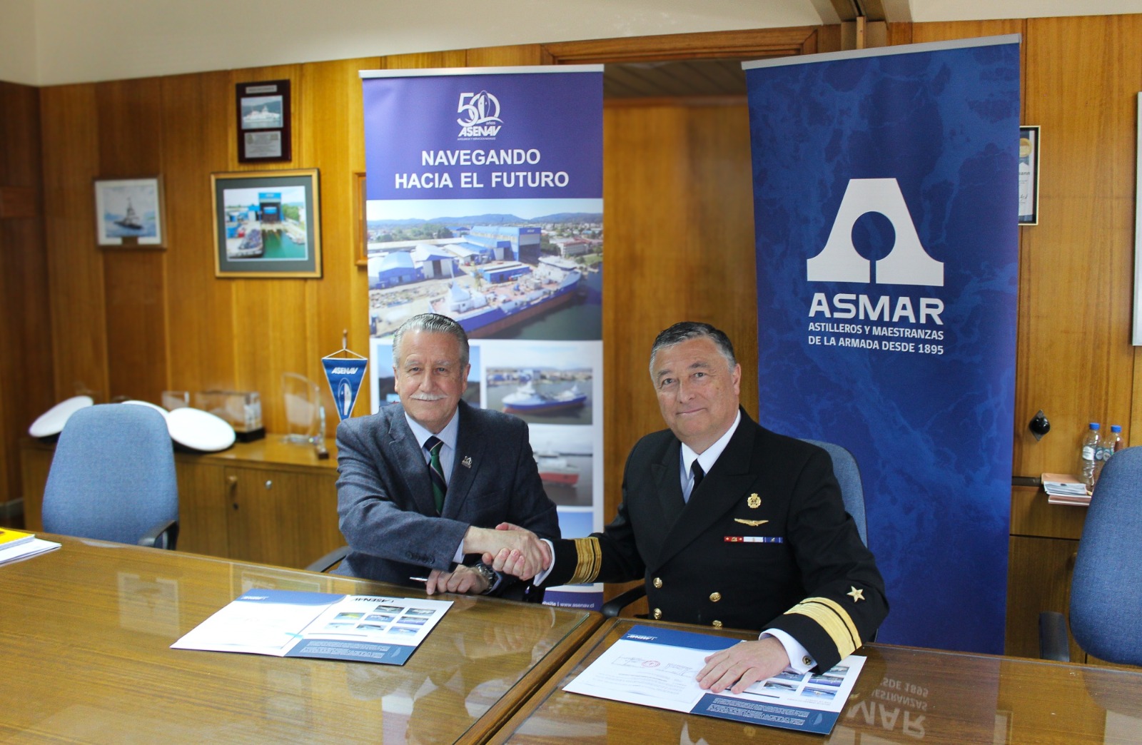ASMAR y ASENAV firman contrato para la construcción de las ...