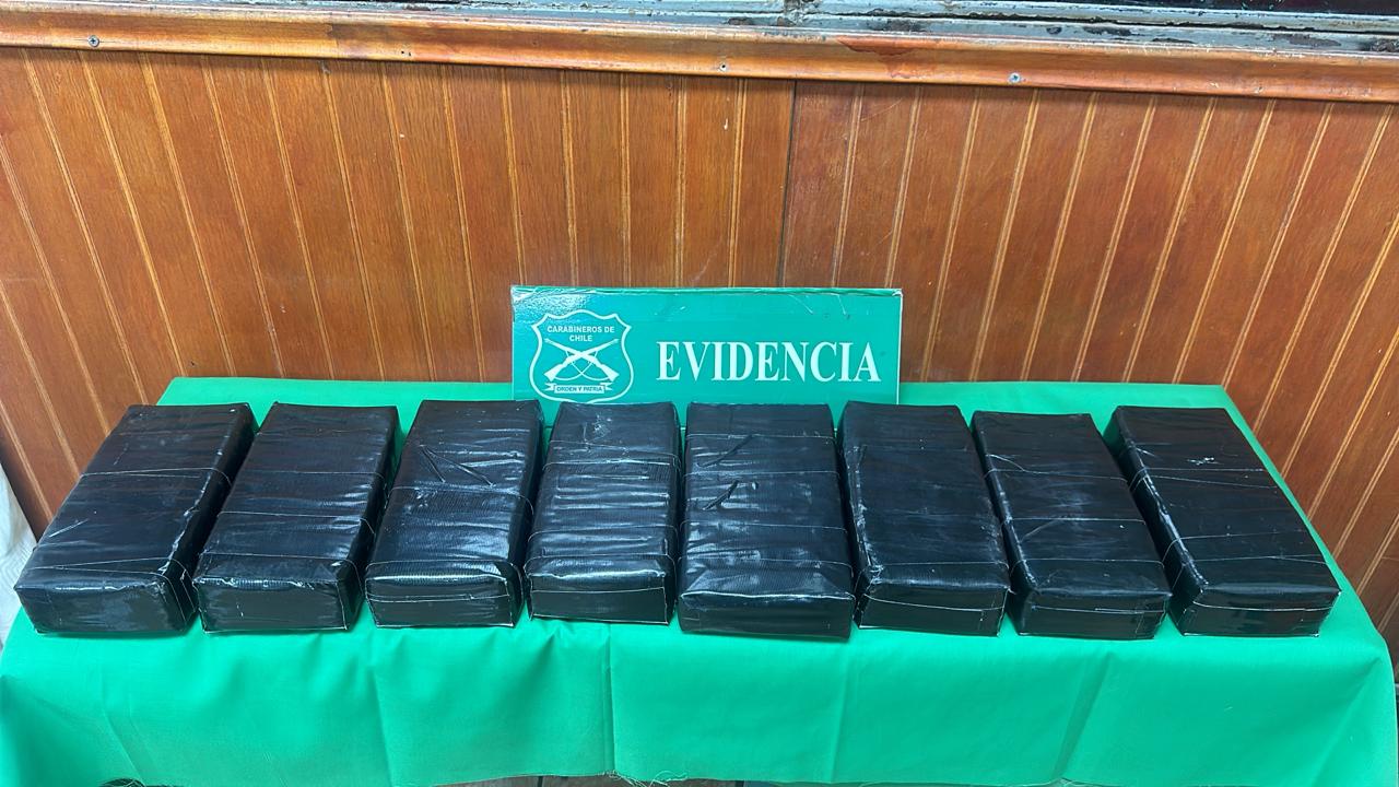 Carabineros detuvo a tres bolivianos que transportaban casi diez kilos de droga – G5noticias
