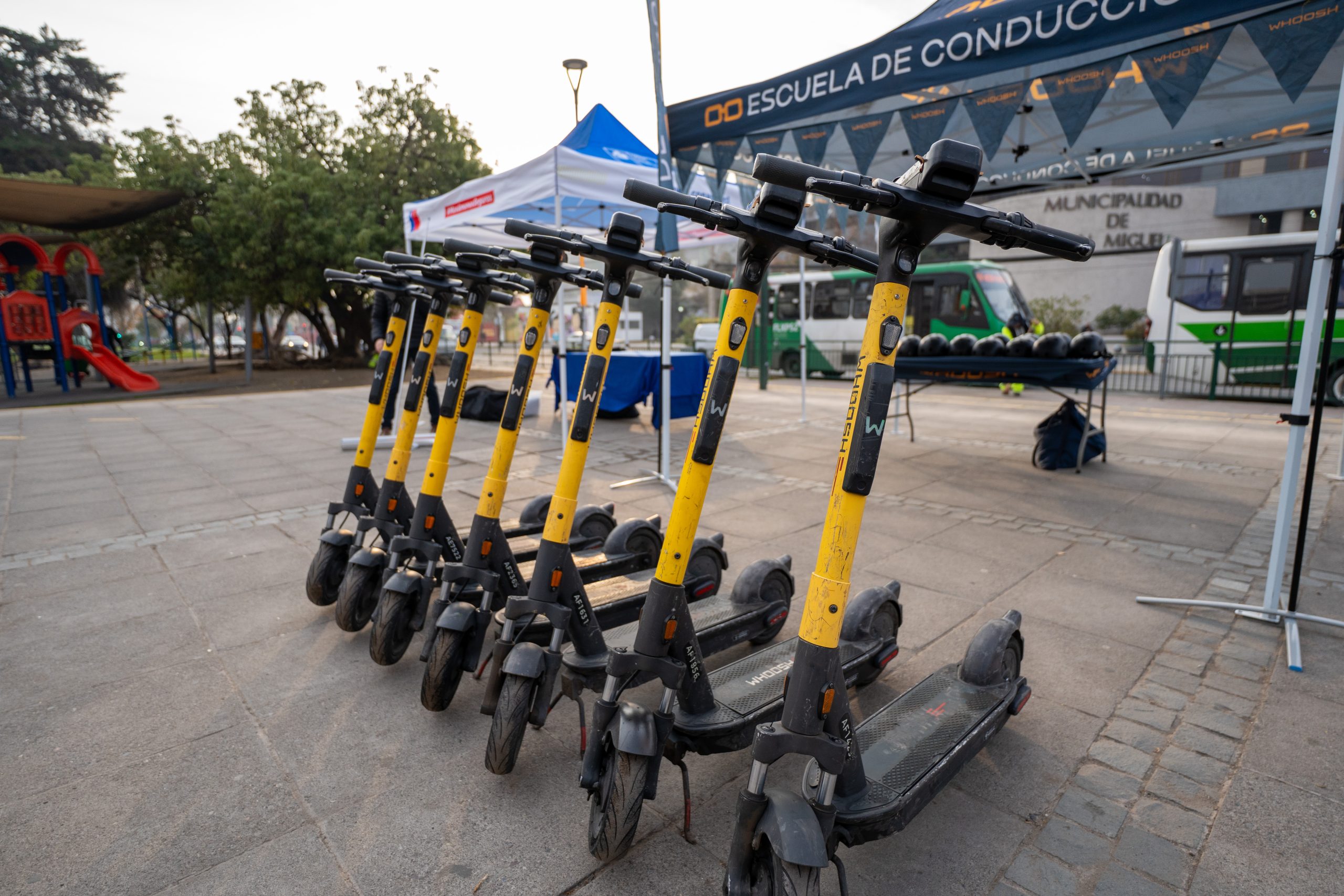 Scooters eléctricos Whoosh llegan a San Miguel para mejorar la ...