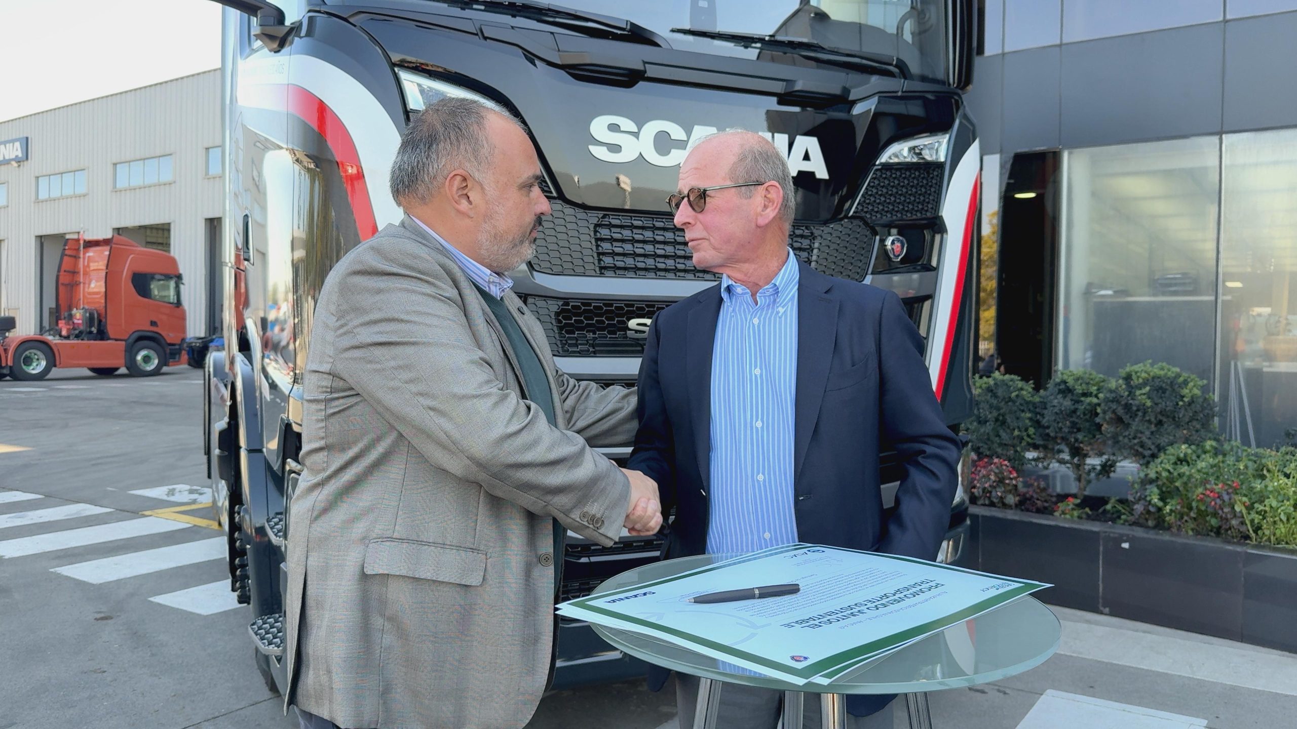 Scania Chile y ANAC firman alianza estratégica para impulsar un ...