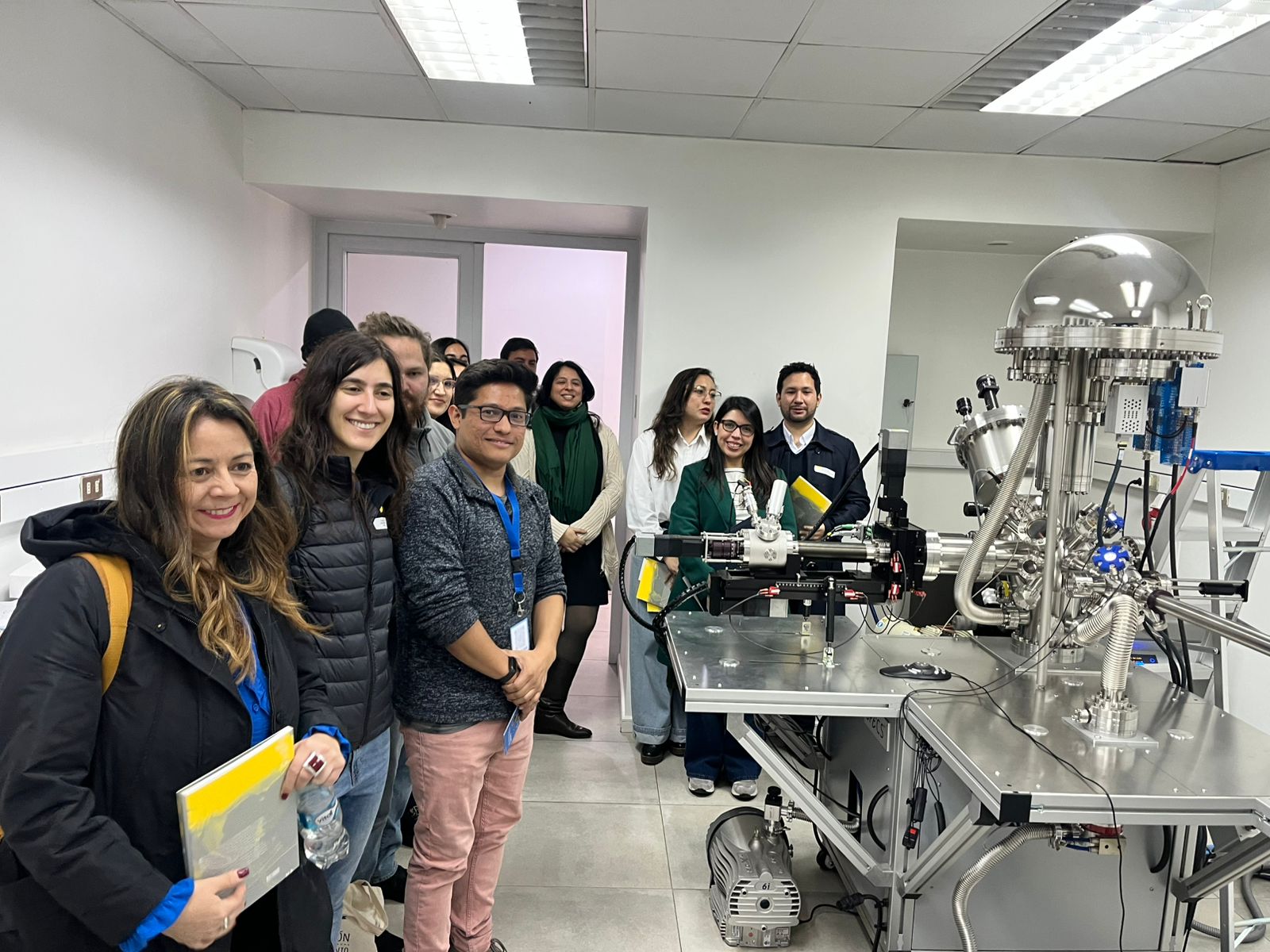 Gira Tec – ¡Vamos al Lab! UC conectó en terreno a desarrolladores de ...