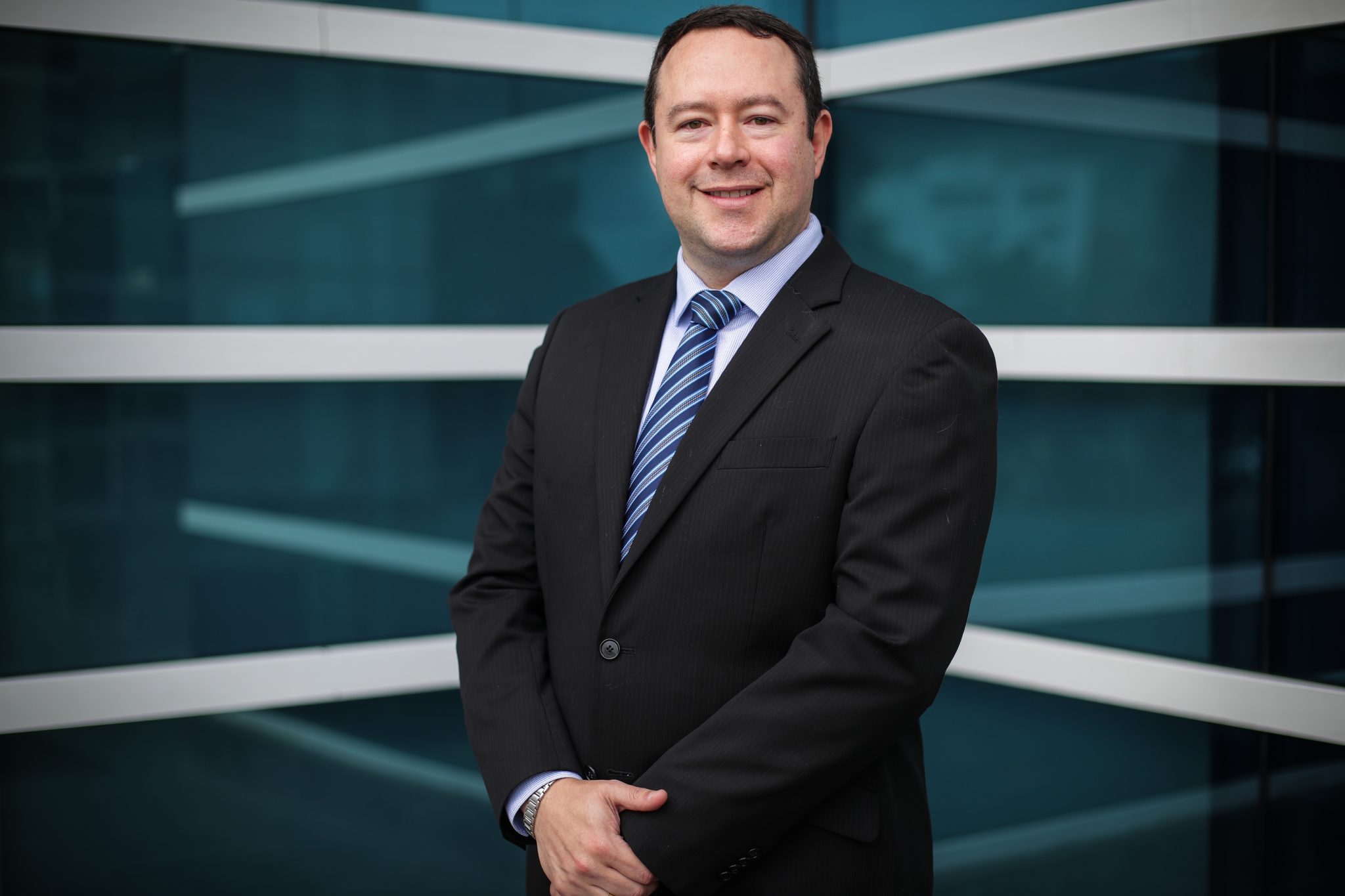 Chile frente al desafío de ser hub digital. Por Carlos Giraldo, Country ...