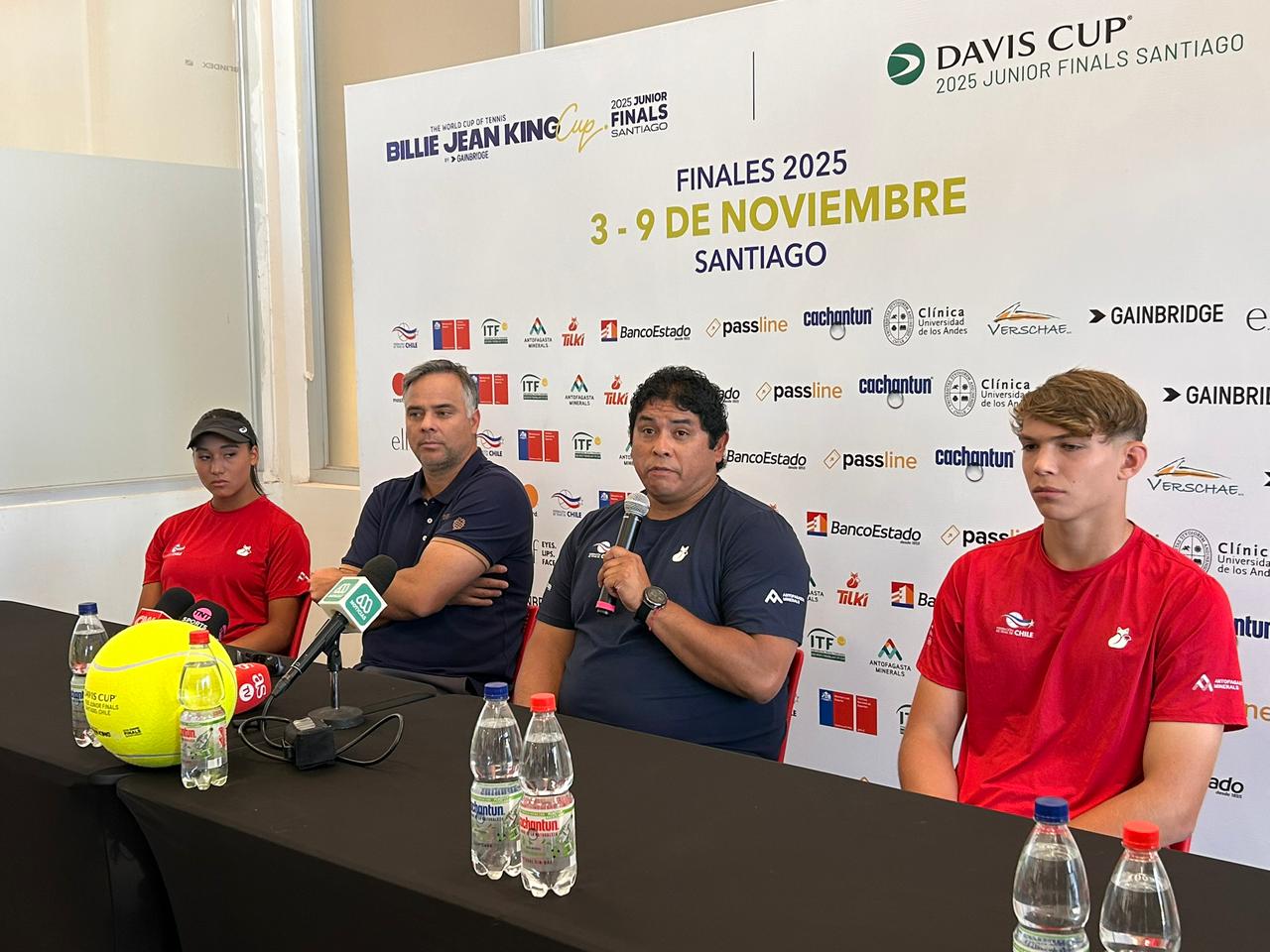 Chile ya vive la previa de la Davis Cup Junior y la Billie Jean King ...