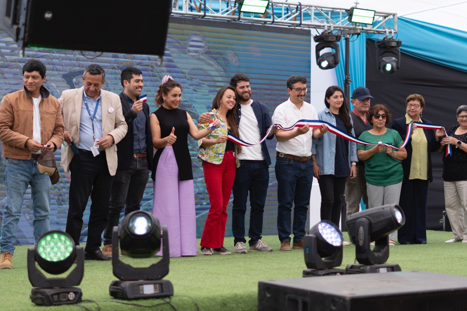 Comenzó la Fiesta de la Palta Crucina 2025 en la recuperada Poza ...