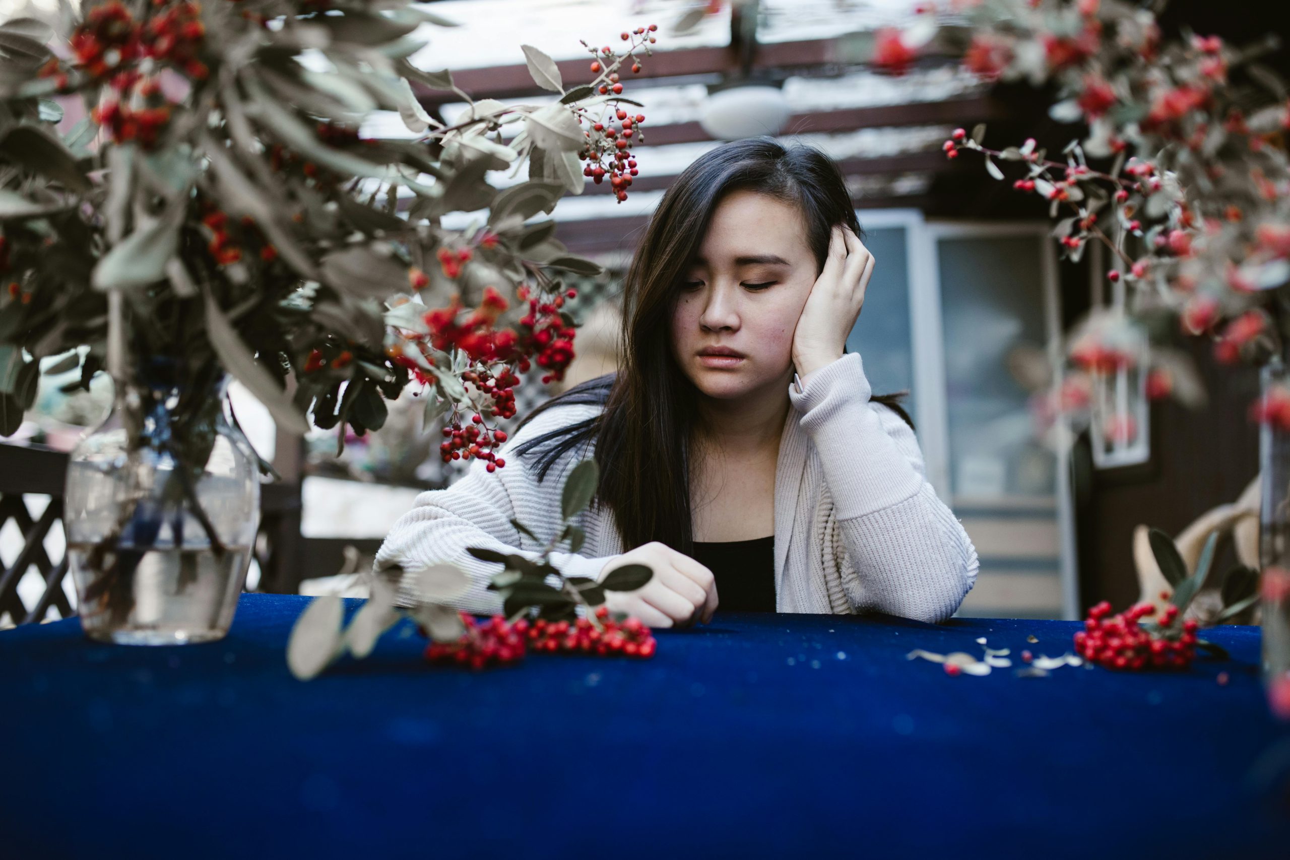 Más allá del brillo: cómo enfrentar el estrés emocional de diciembre ...