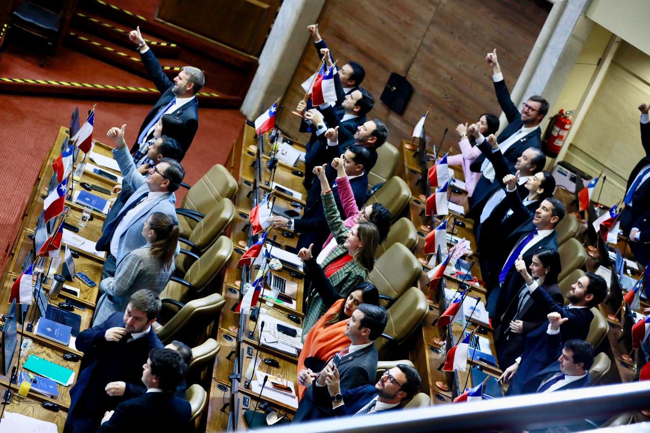 Cámara aprueba en general proyecto de «reconstrucción nacional»: debate ...